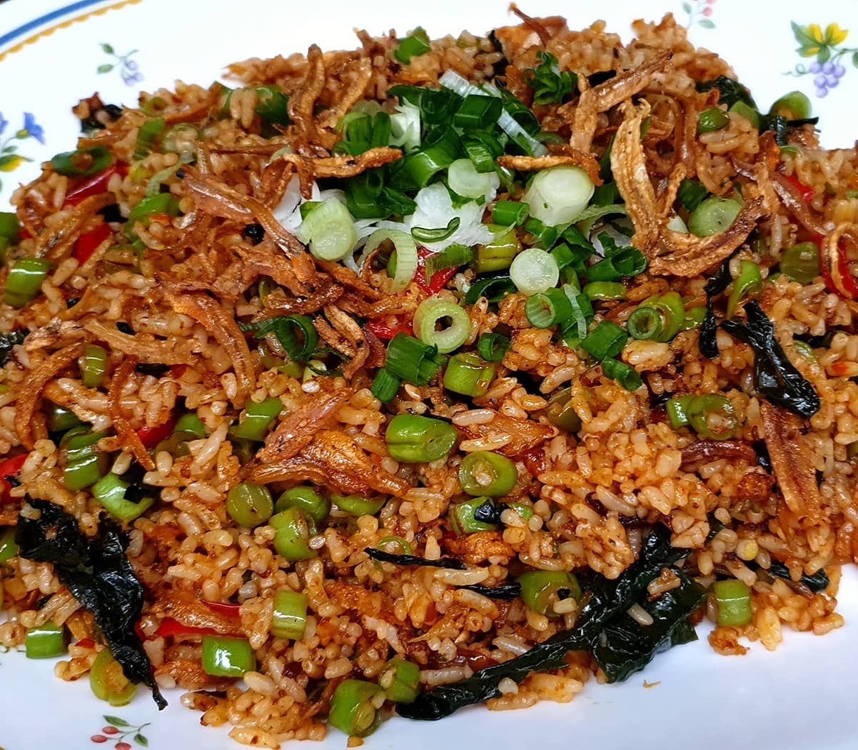 Ikan Bilis Fried Rice – CHAR IN THE KITCHEN